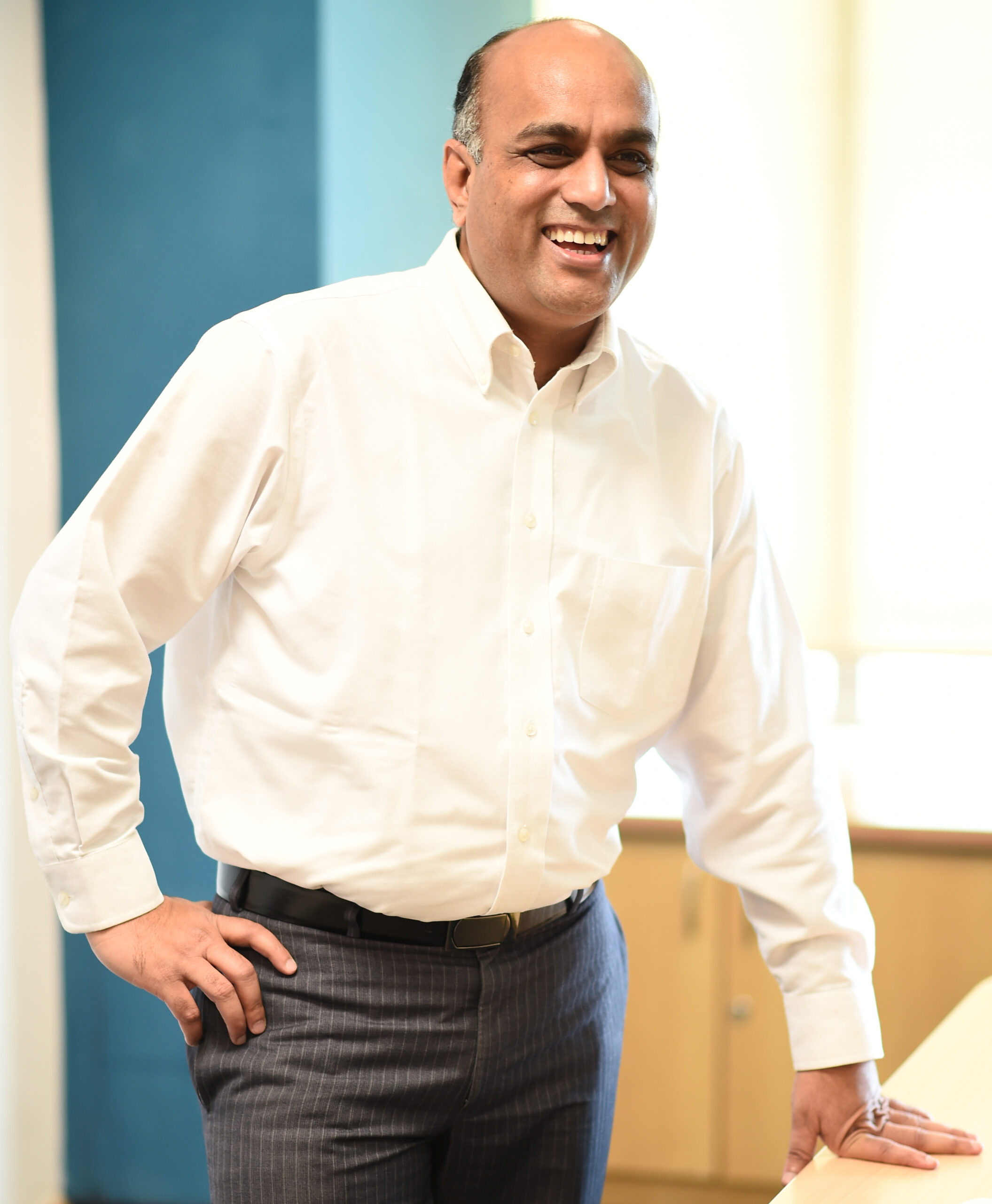Sanjay Kabra Official Website | Get in touch.